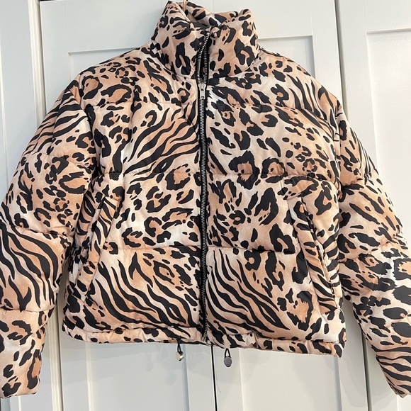 Forever 21 | Jackets & Coats | Cheetahleopard Print Puffer Jacket ...